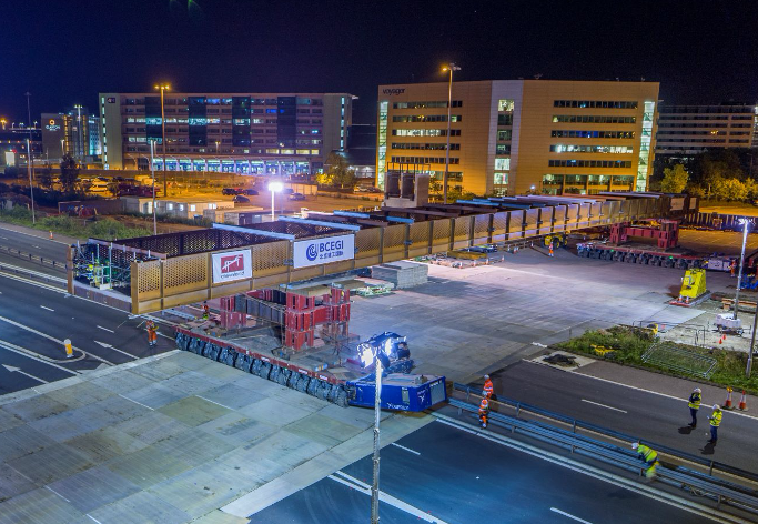 Installing a Landmark bridge at Airport City Manchester – BCEGI